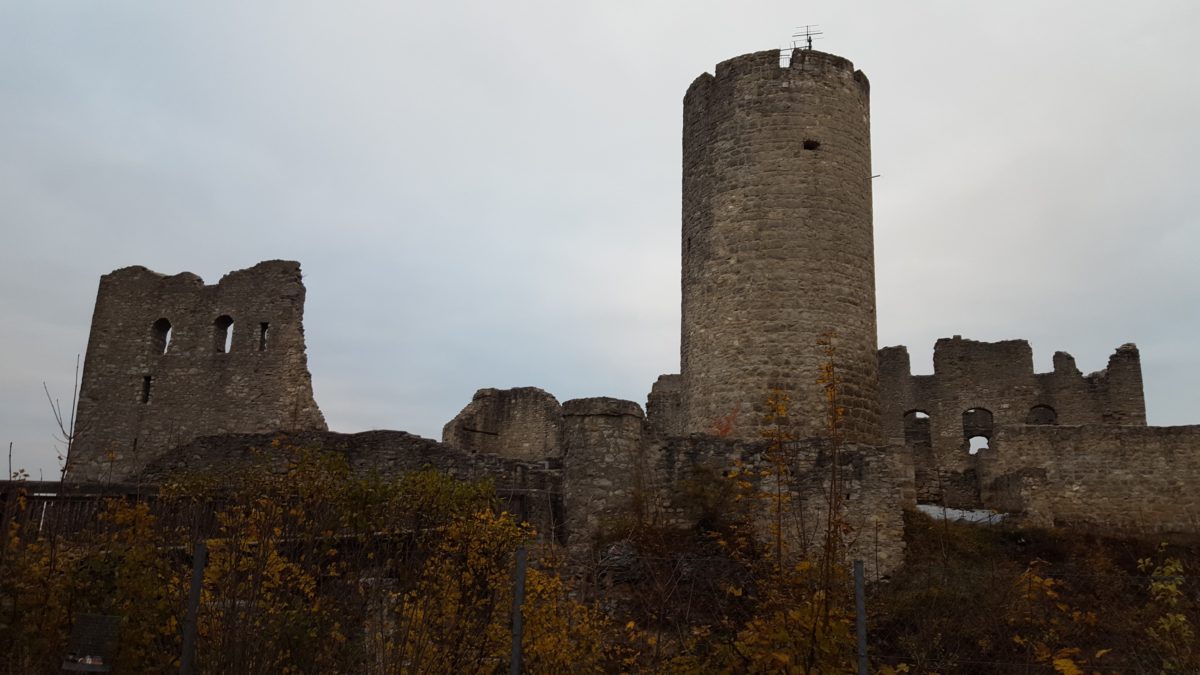 Burg Wolfstein – Le Lapin Voyageur visite…