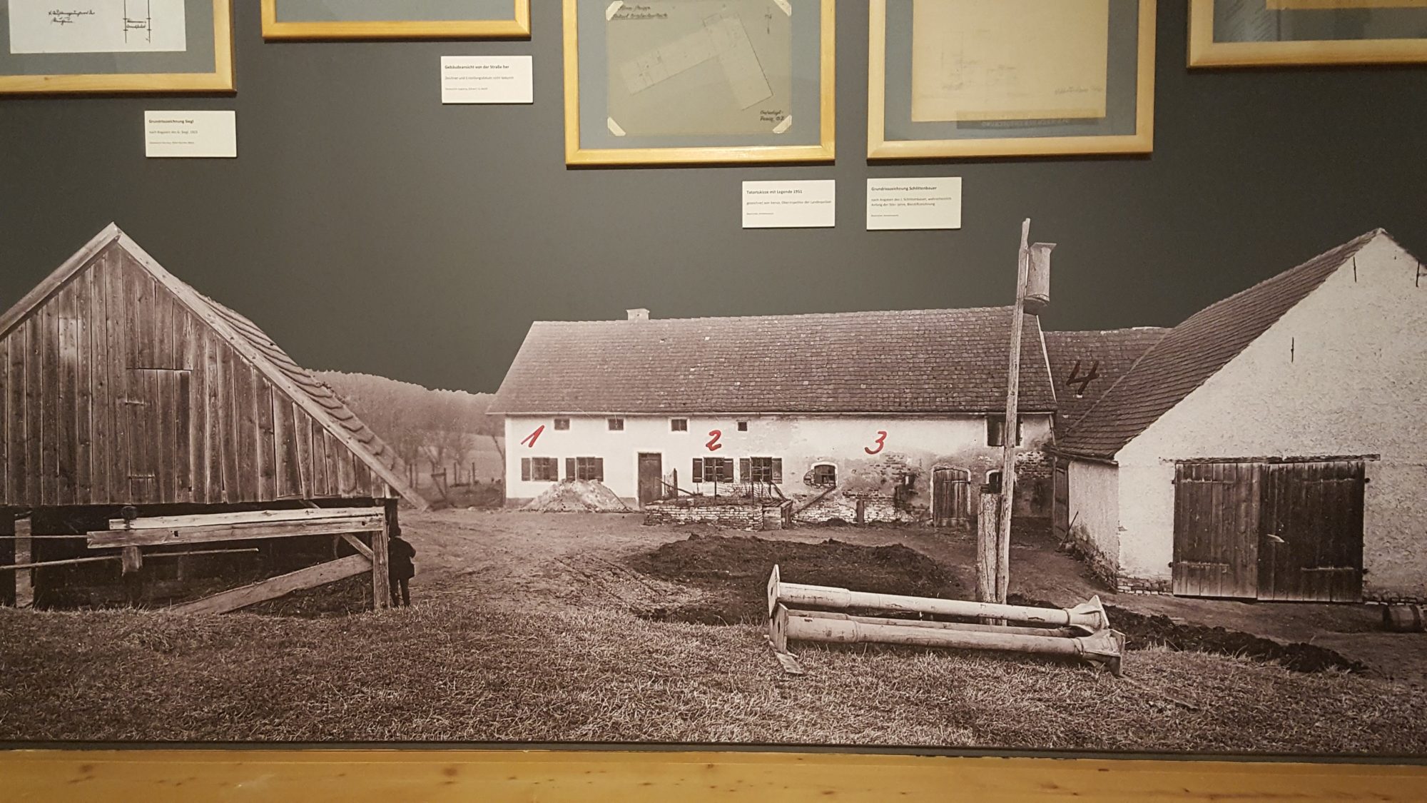 Hinterkaifeck – Le Lapin Voyageur visite…